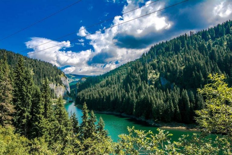 Ce trasee turistice există la lacul Scropoasa și ce poți vizita acolo. FOTO
